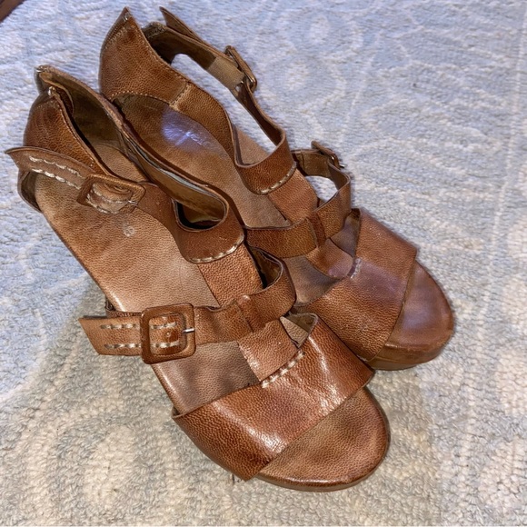 Antelope | Shoes | Antelope Brown Leather Wedge Sandals 38 | Poshmark